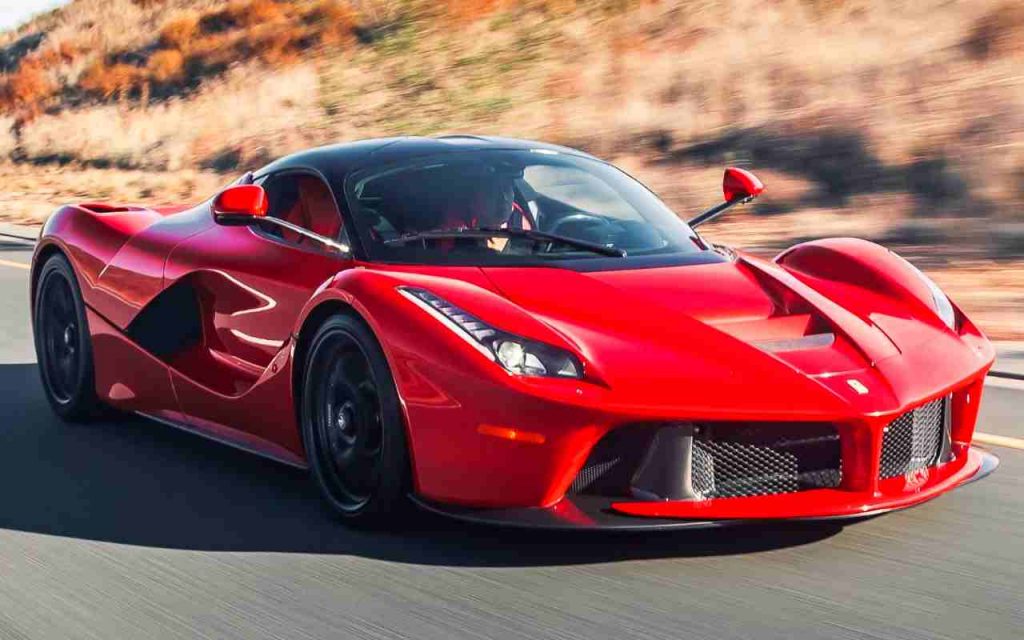 Quanto tempo ci vuole per avere una Ferrari? Attesa impressionante