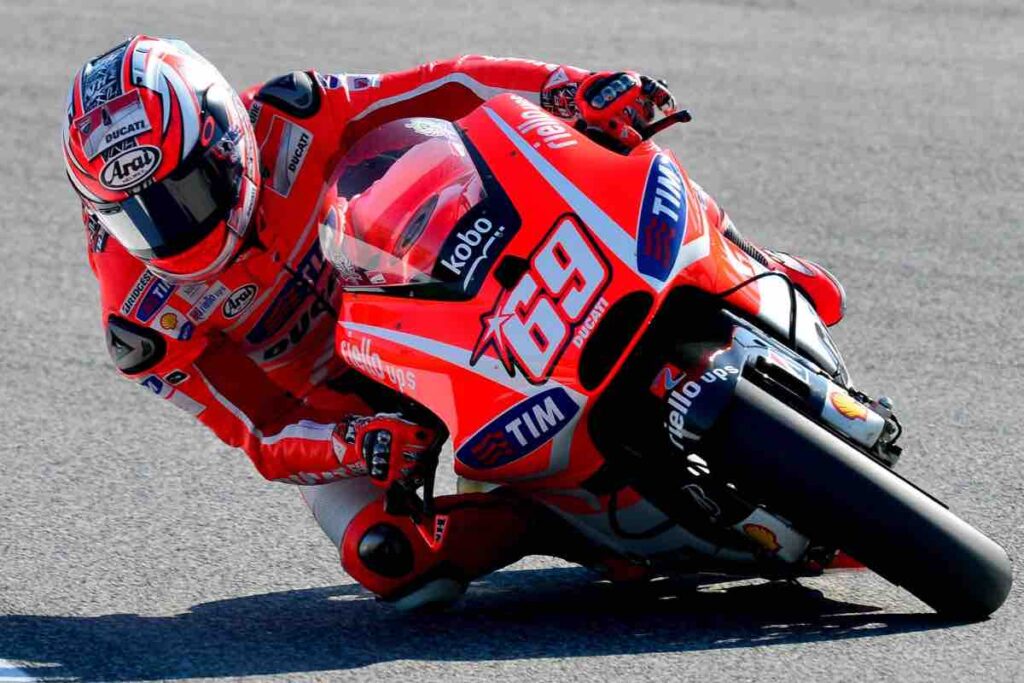 La spettacolare Ducati Desmosedici GP8 di Nicky Hayden finisce all'asta ...