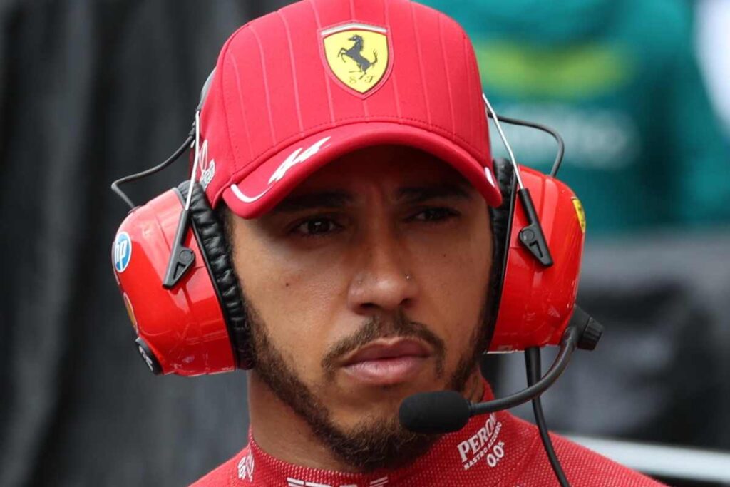 Lewis Hamilton costretto ad "abbandonare" la Ferrari: ha un grosso ...