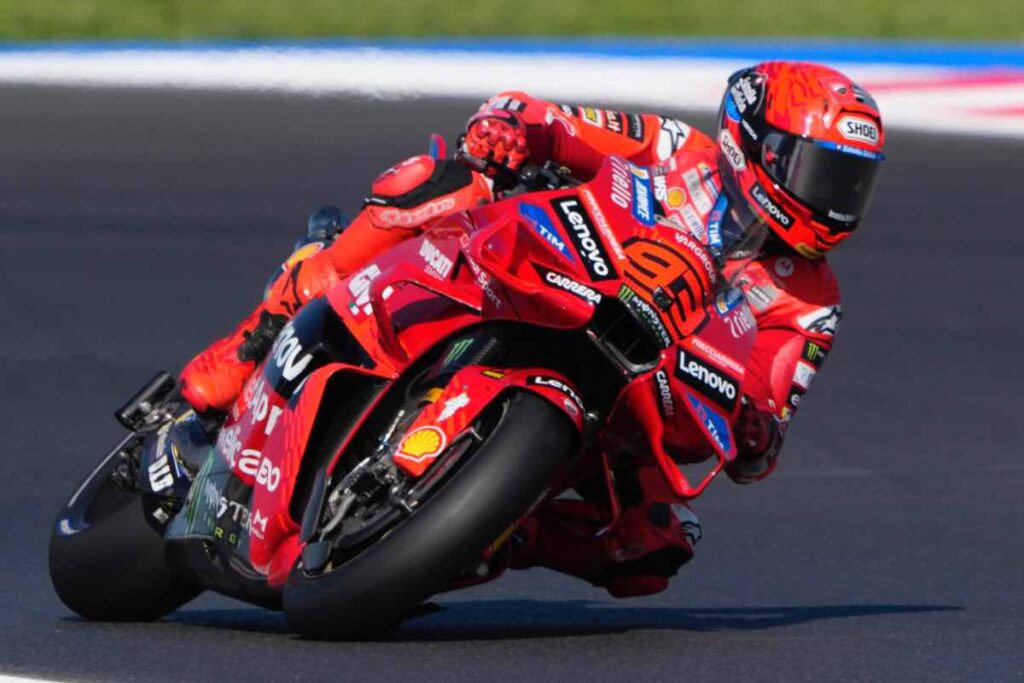 Bastianini spaventa la Ducati: tanti team sulle sue tracce